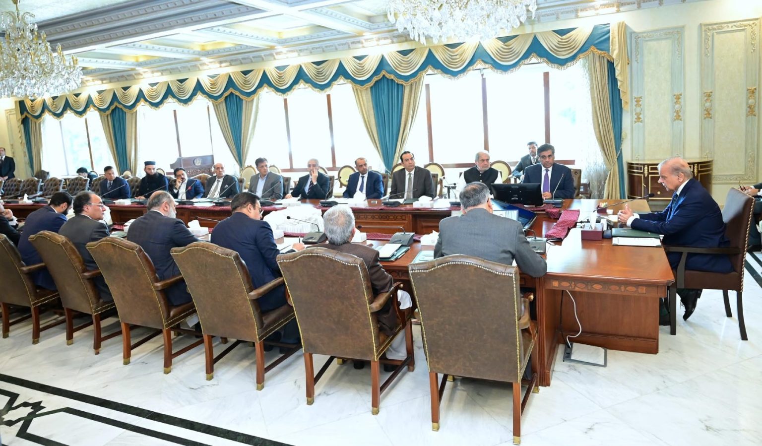 Pakistan cabinet committee approves 104 reforms to simplify business ...