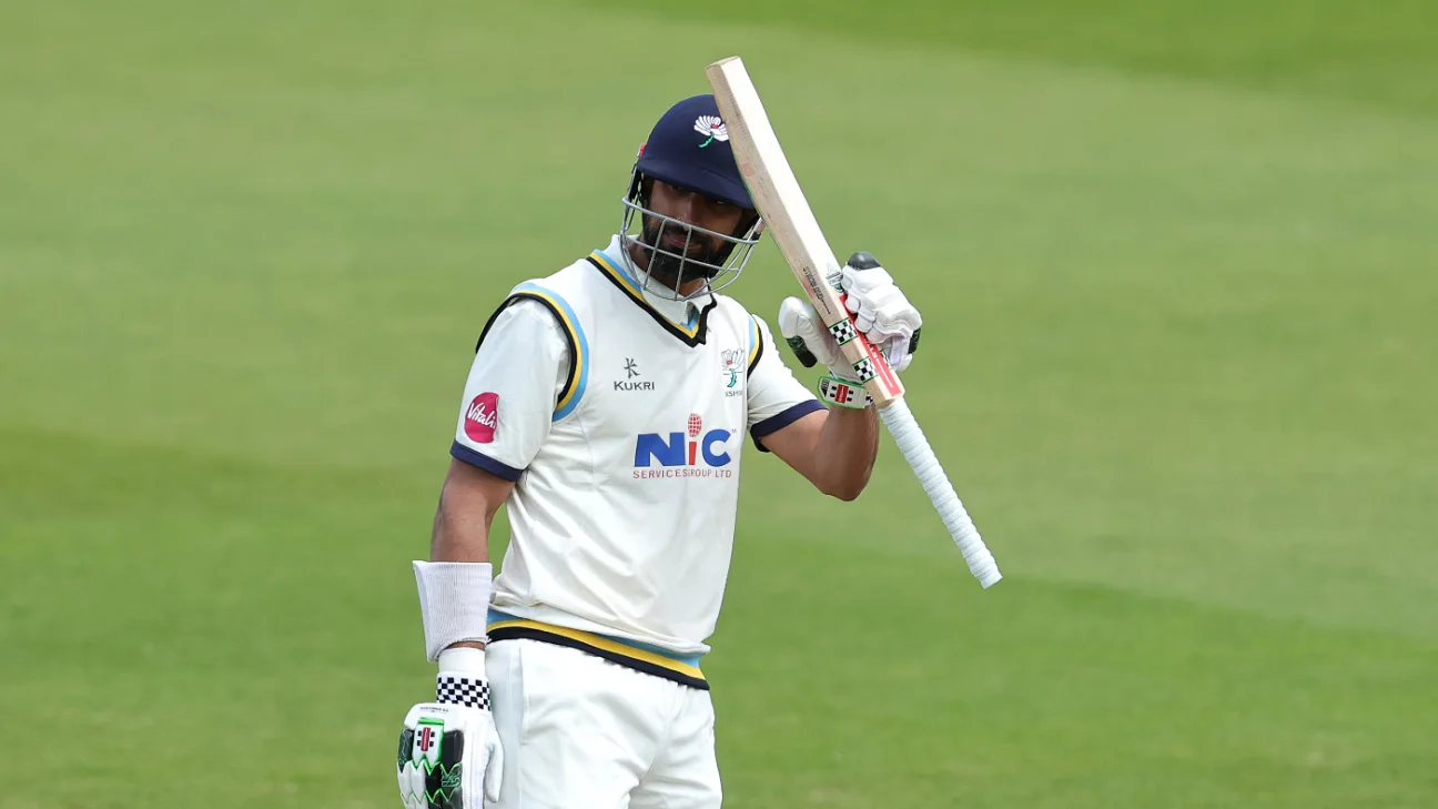 Shan Masood crosses 12,000 runs in first-class cricket - Daily Times